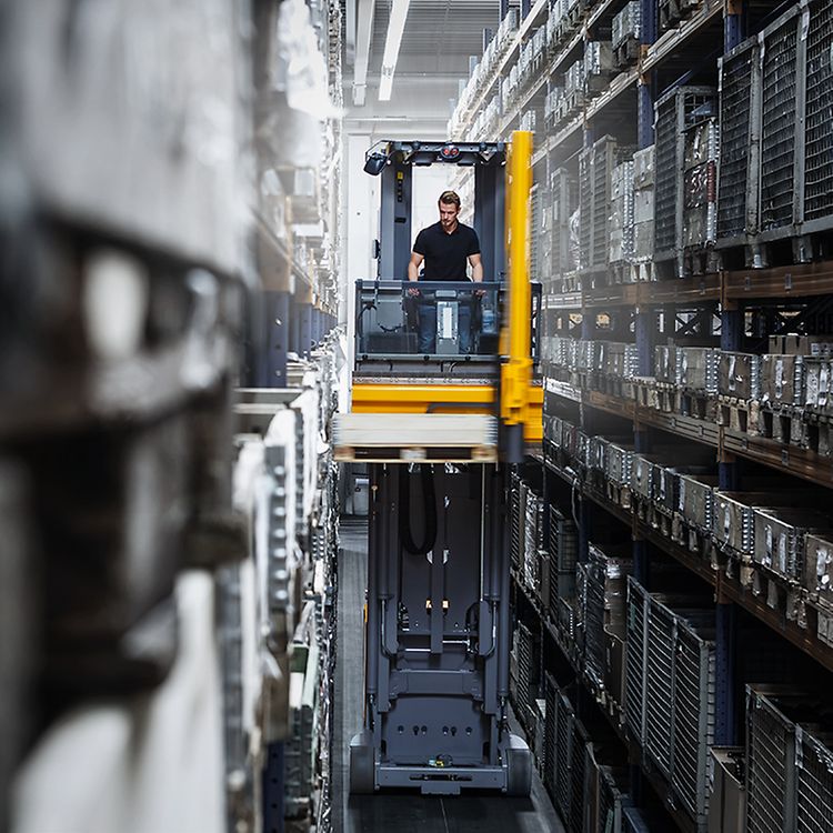 Very narrow aisle truck